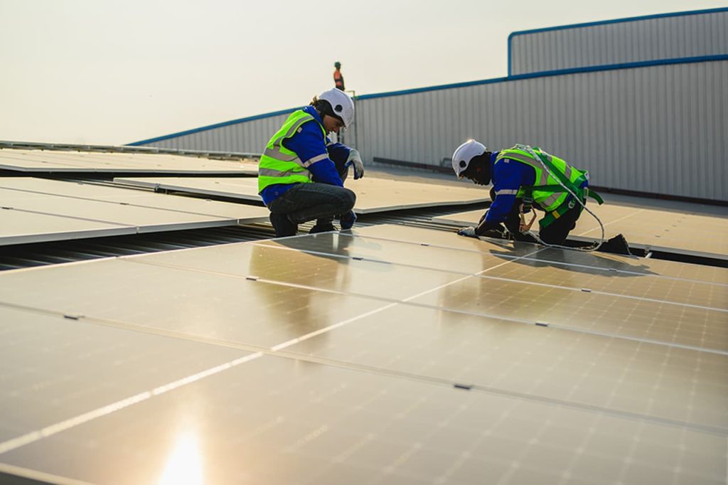 Challenges Facing The Solar Industry Right Now - Dataforma